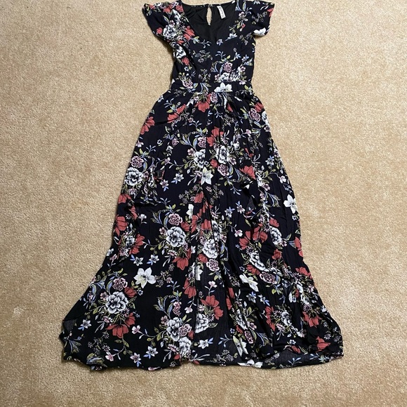 American Rag | Dresses | American Rag Black And Floral Maxi Dress ...